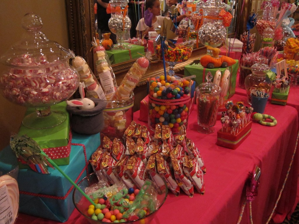 What a Nutritionist Eats at a Candy Buffet | Michelle Dudash, RD